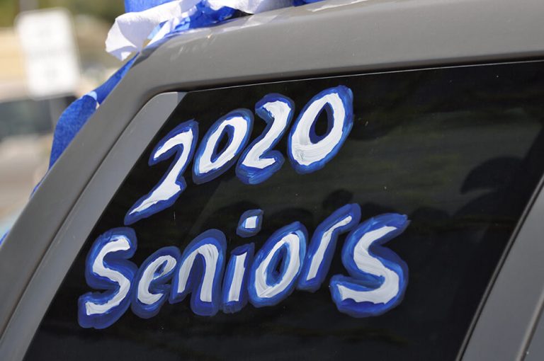 Hamilton High School honors 2020 graduates | Valley News