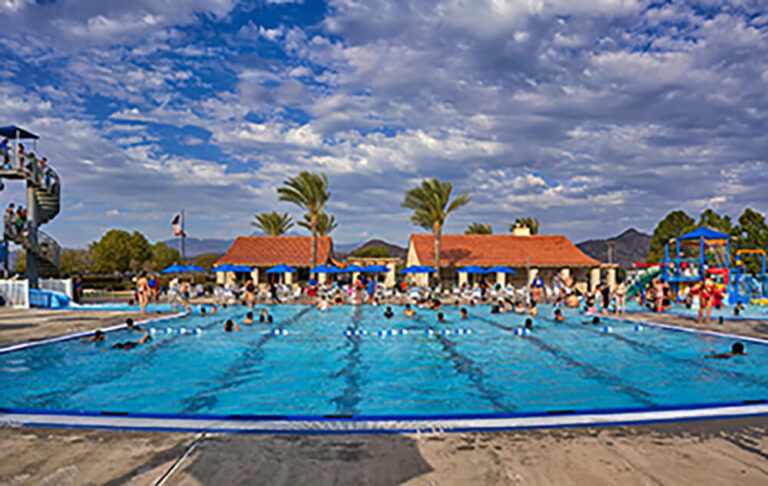 Diamond Valley Aquatic Center now open | Valley News