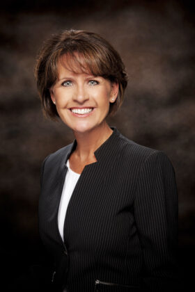 Southwest Healthcare Temecula Valley Hospital CEO Darlene Wetton ...