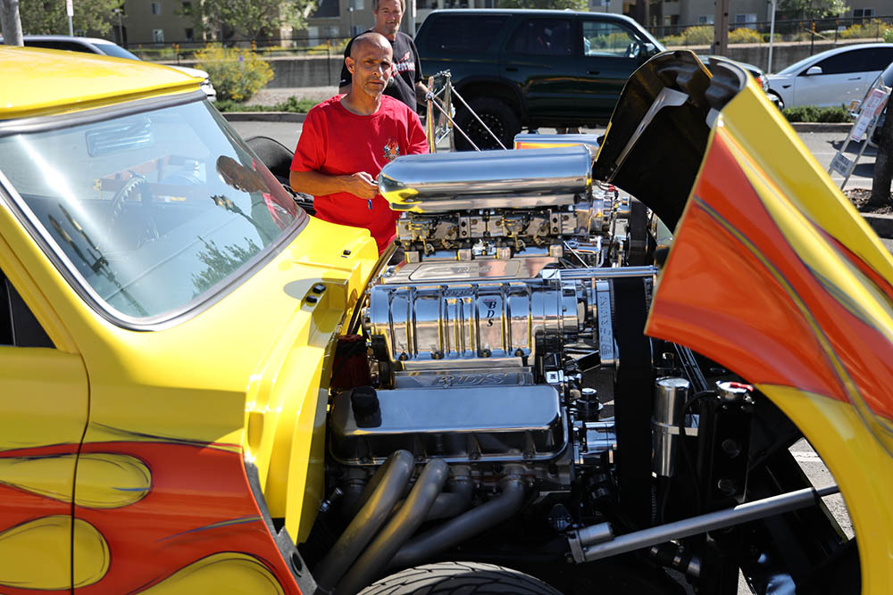 Retro rides roar into Old Town for the Temecula Rod Run | Valley News