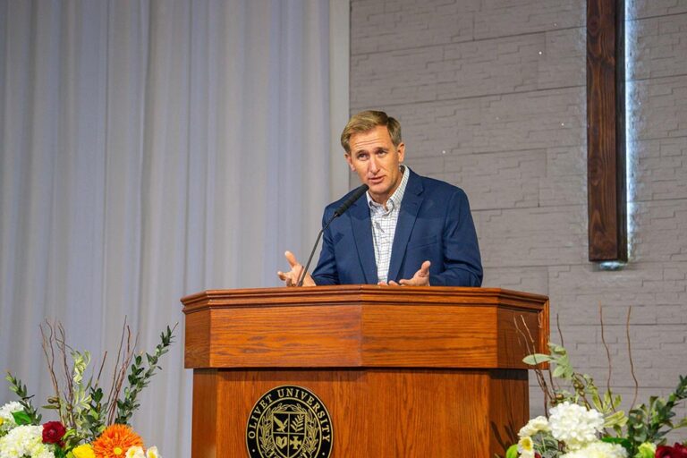 Anza Baptist Senior Pastor Speaks at University Sermon Series | Valley News